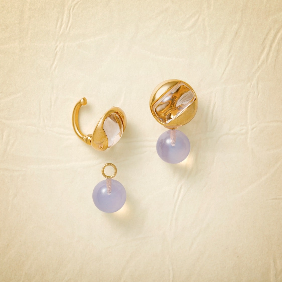 EAR DRESS
